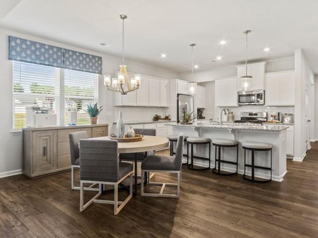 218 Poinsett Bridge Way, Greenville, SC 29607