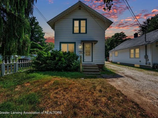 218 Paris Ave, Lansing, MI 48910