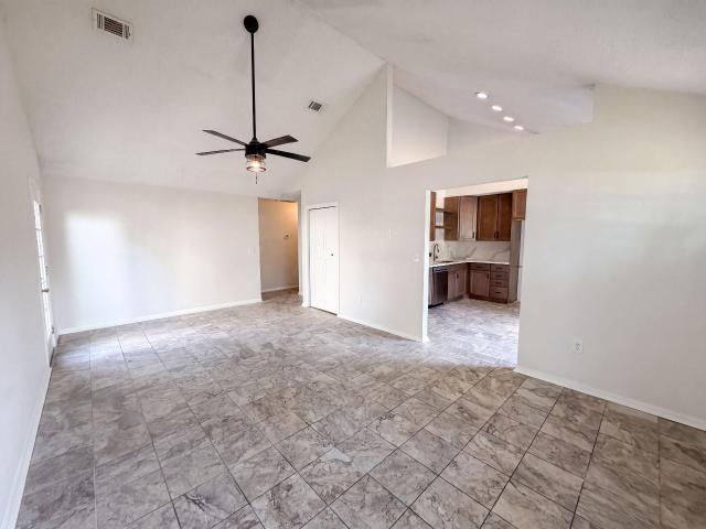 218 Persimmon Circle