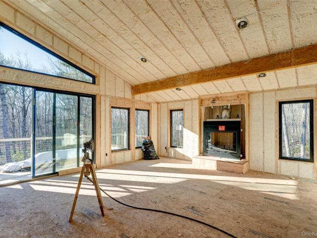 218 Perry Pond Road