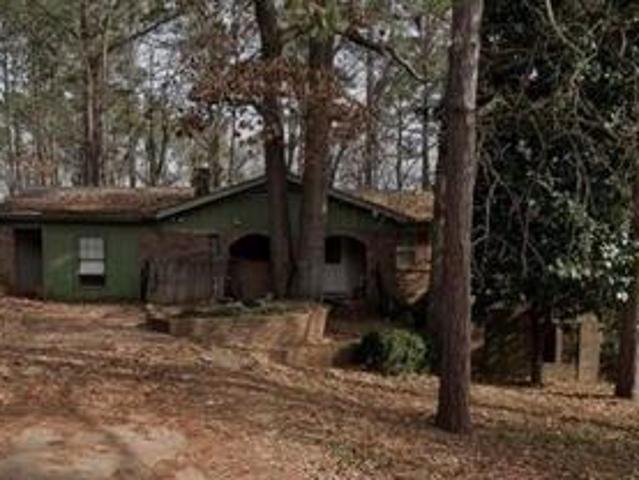 218 Pine St, Stockbridge, GA 30281