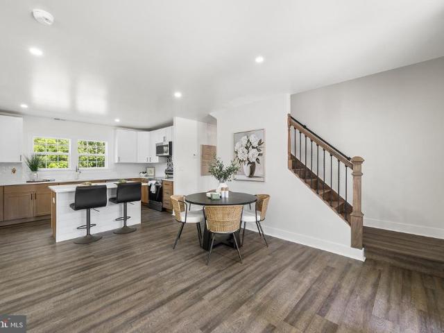 218 Plumbridge Drive