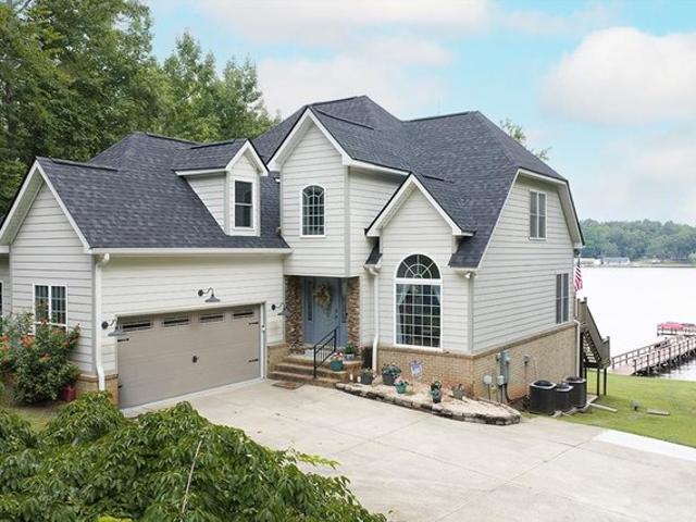 218 Pump House Rd, Greenwood, SC 29649