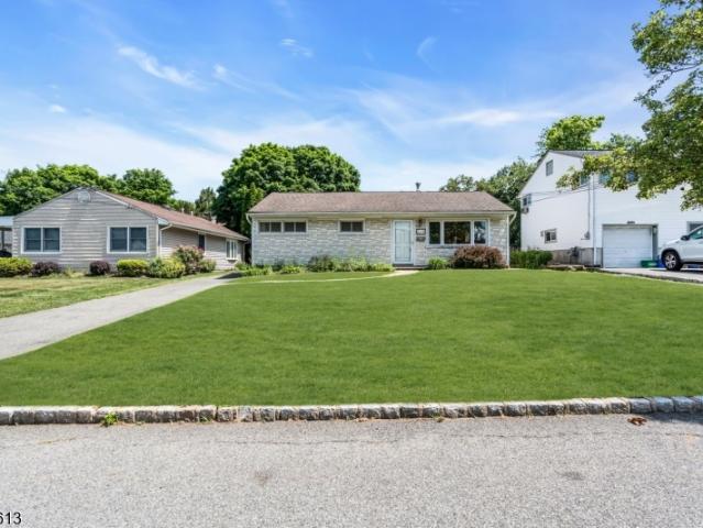 218 Rockaway Ave