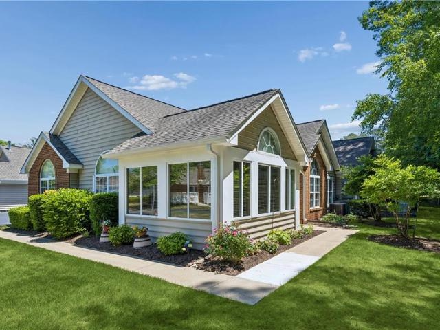 218 Rainbrook WAY
