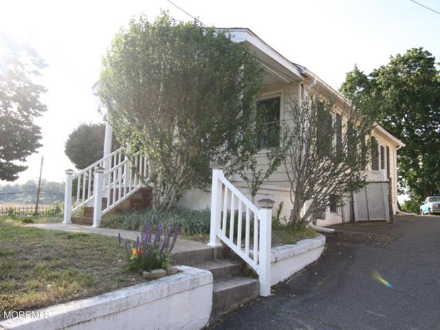 218 River Street