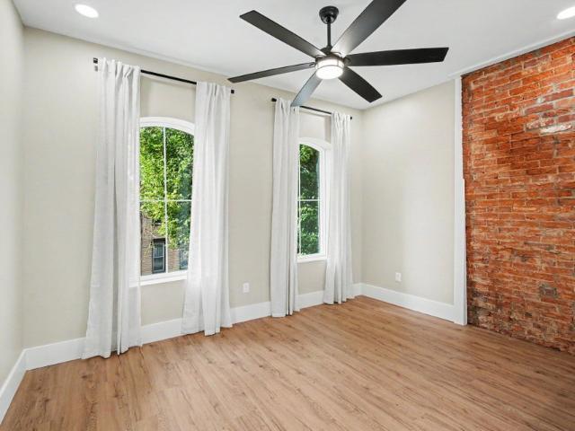 218 W 5th Street