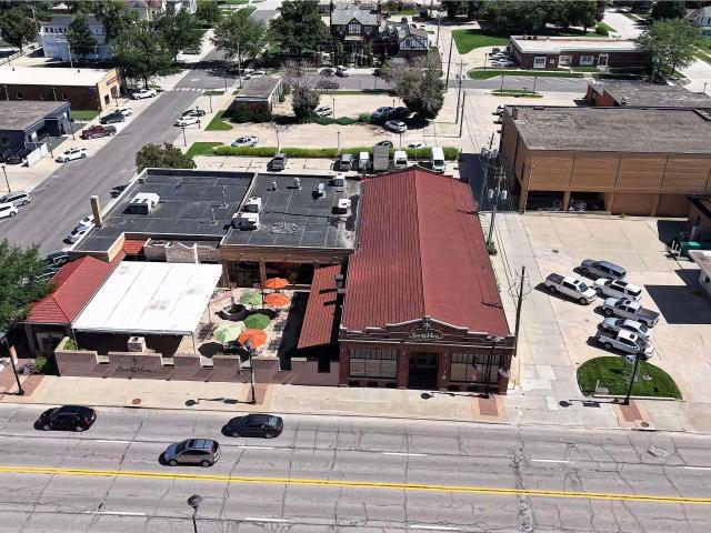 218 W 6Th Street
