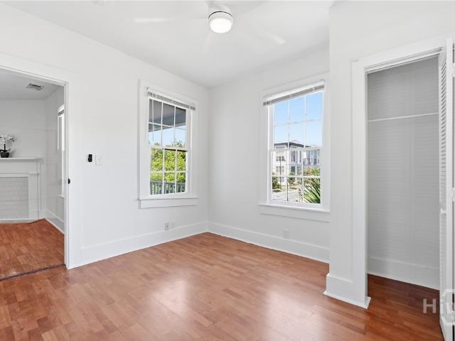 218 W Anderson Street