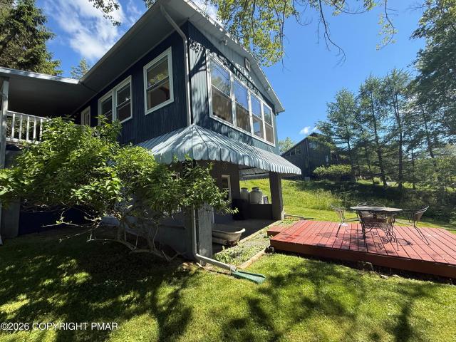 218 W Mountain Lake Drive