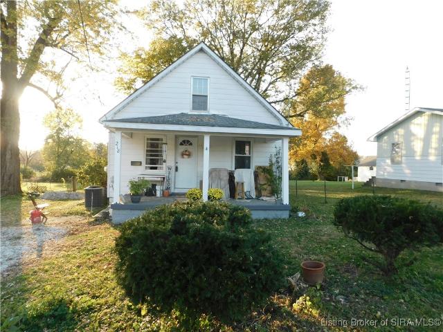 218 Washington Blvd, Salem, IN 47167 | MLS #2025010