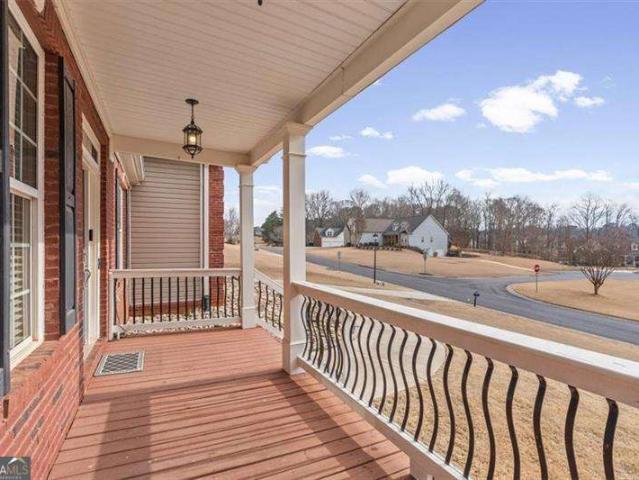 218 Thornhill Drive