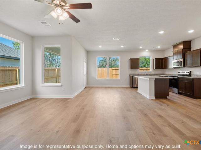 218 Thoroughbred Trail