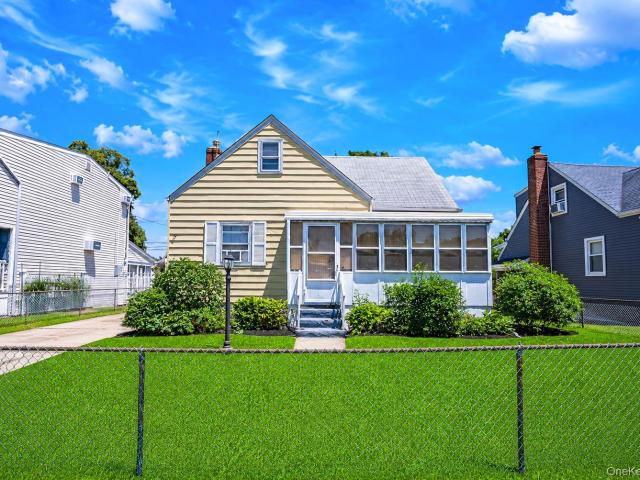 218 Venetian Boulevard