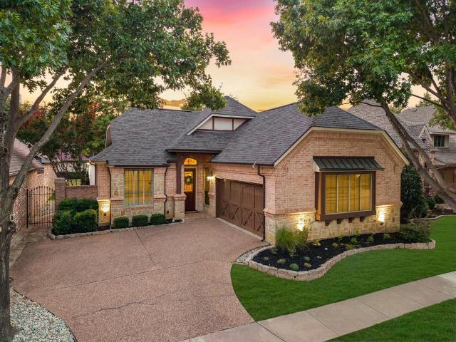 218 Versailles Lane