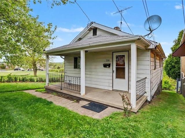 218 Vine St, Homestead, PA 15120
