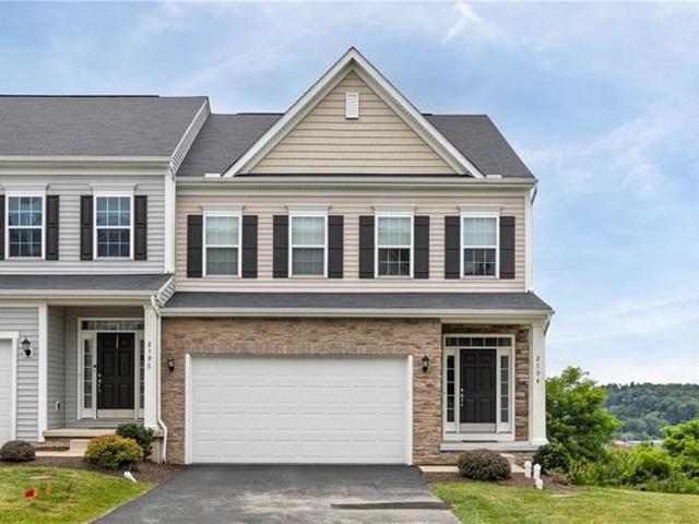 2194 Shawnee Dr, Washington, PA 15301