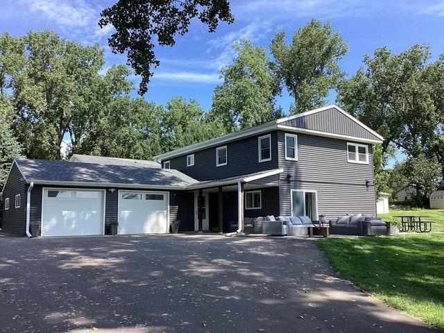 21950 rd Ave, Albert Lea, MN 56007