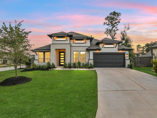 21952 Gateway Arch Dr, Porter, TX 77365