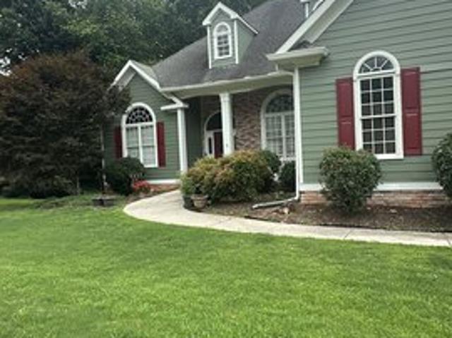 2195 Misty Oaks Dr, Buford, GA 30519
