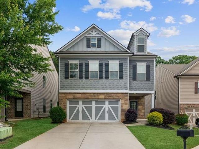 2195 Black Pebble Cir, Buford, GA 30519