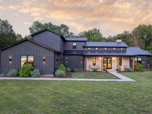 2195 Carpenter Bridge Rd, Columbia, TN 38401