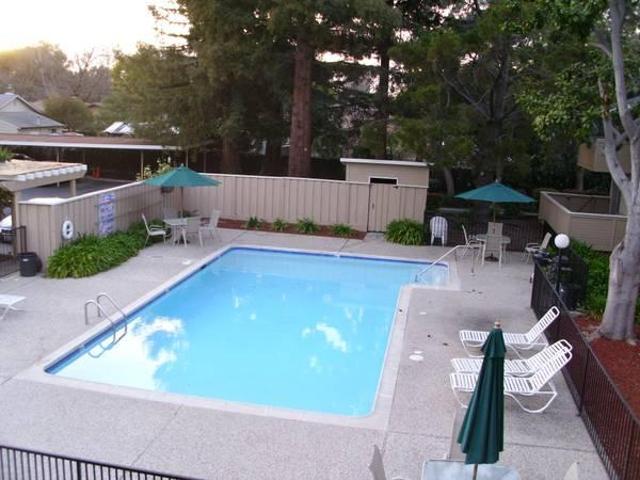 $2195 / 2br 810ft² 2BR 1BA DOWNSTAIRS APARTMENT MOVE IN BONUS