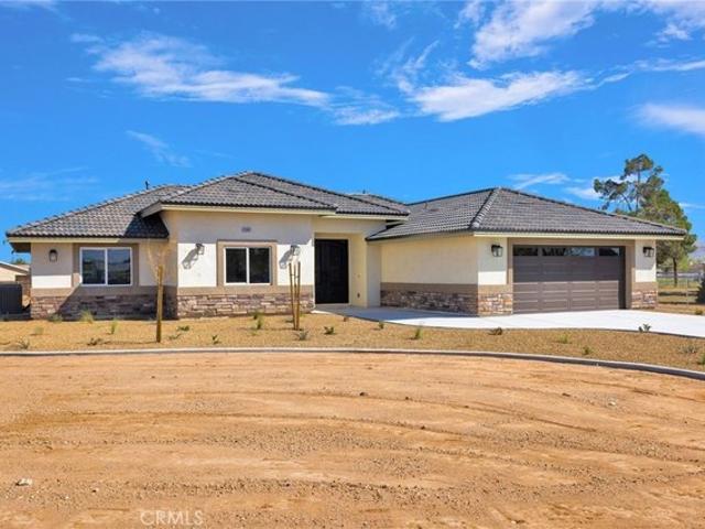 21960 Ramona Ave, Apple Valley, CA 92307