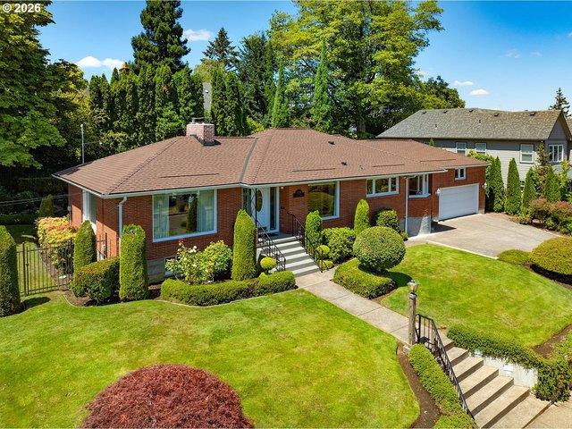 2196 Olive St, Eugene, OR 97405