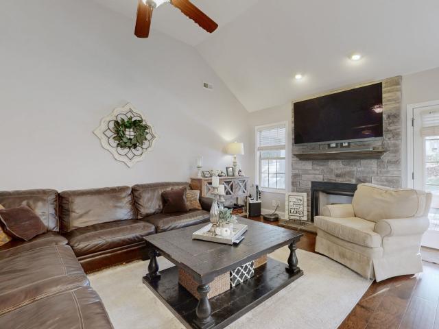 2196 Killington Dr