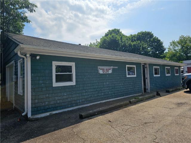 2196 Post Road