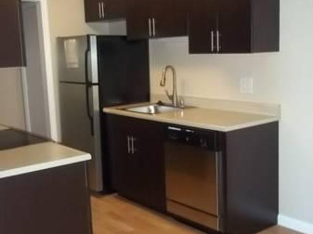 $2196 / 1br Get ready for one of THE BEST views in Foster City!