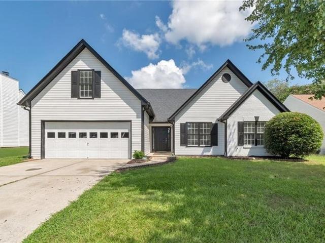 2197 Oakland Walk Dr, Lawrenceville, GA 30044