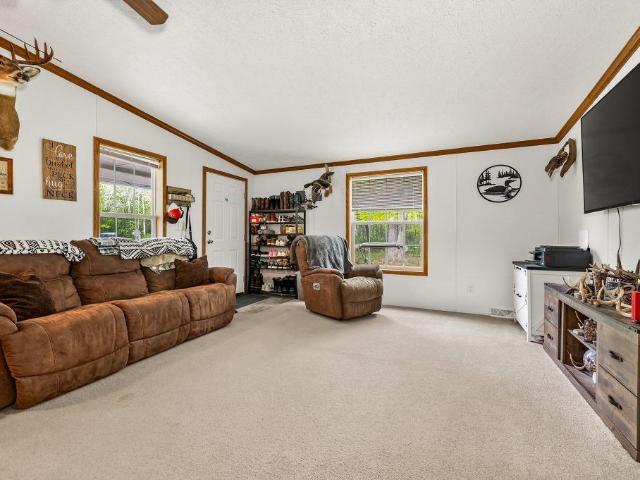 21982 Grouse Lane