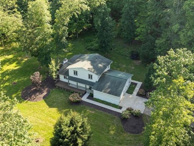 2198 Trillium Ln NW, Grand Rapids, MI 49534