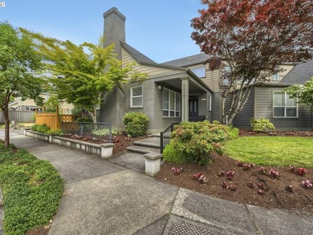 21999 NE Park Ln, Fairview, OR 97024