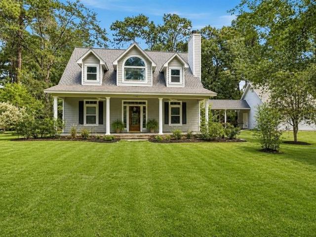 21902 Meadowsweet Dr, Magnolia, TX 77355