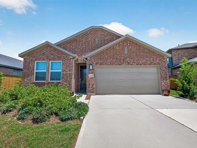 21906 Big Sky Dr, Tomball, TX 77375