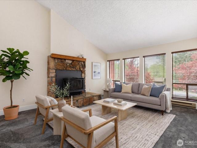 2190 Norcliffe Way