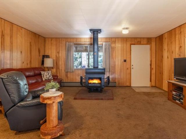 2190 Old Rim Rd, Forest Lakes, AZ 85931