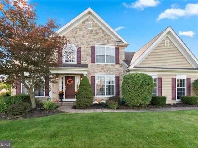 2190 Beechwood St, Orefield, PA 18069