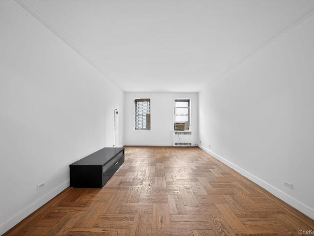 2190 Boston Road, Unit 4E