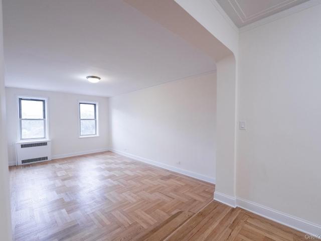 2190 Boston Road 5M