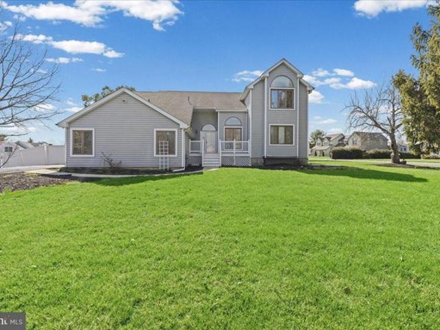 2190 Conley Dr, Vineland, NJ 08361