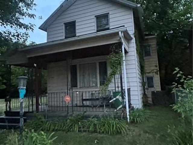 2190 E 69th St, Cleveland, OH 44103