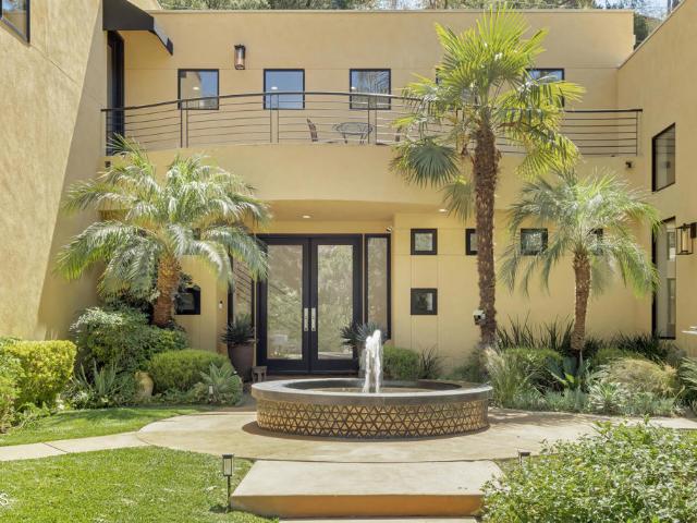 2190 Kinneloa Canyon Road