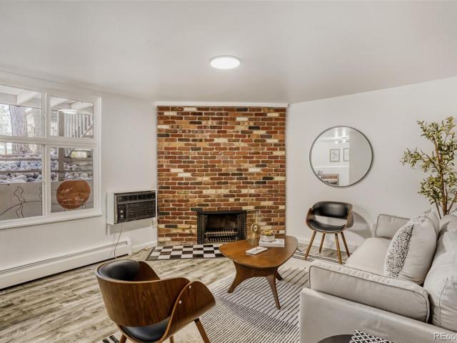 2190 S Holly St, Unit 105, Denver, CO 80222 | MLS #5040