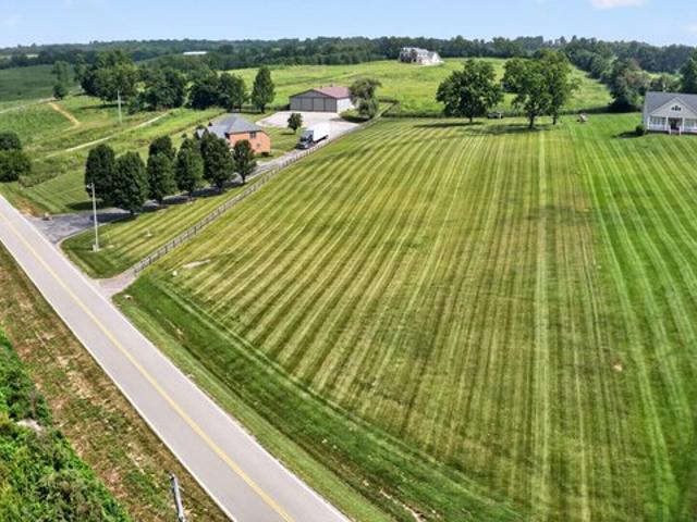 2191 McClure Rd, Winchester, KY 40391