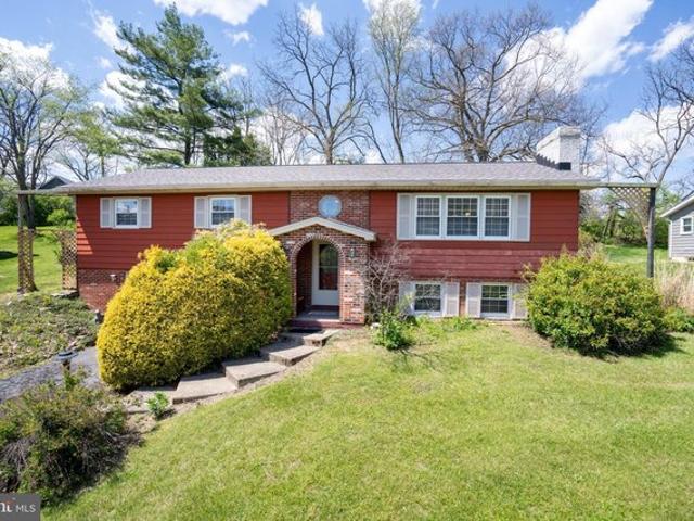 2191 Mountain View Ave, State College, PA 16801