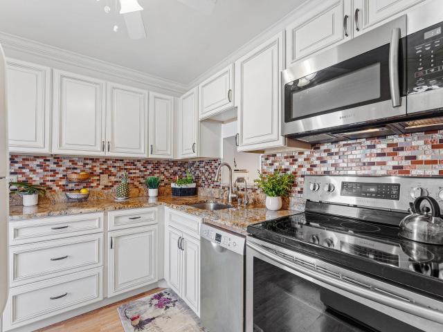 2191 NE 1st Ct, Unit 202, Boynton Beach, FL 33435 | MLS #R11169